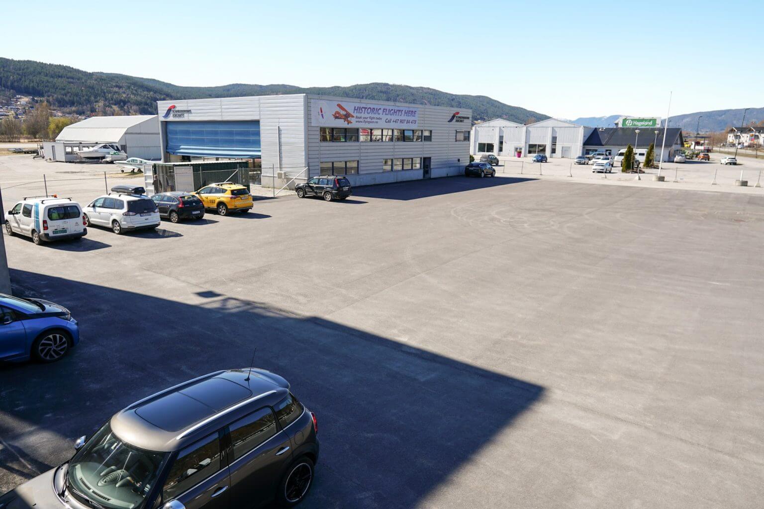 Slik kommer du deg til og fra Notodden Lufthavn